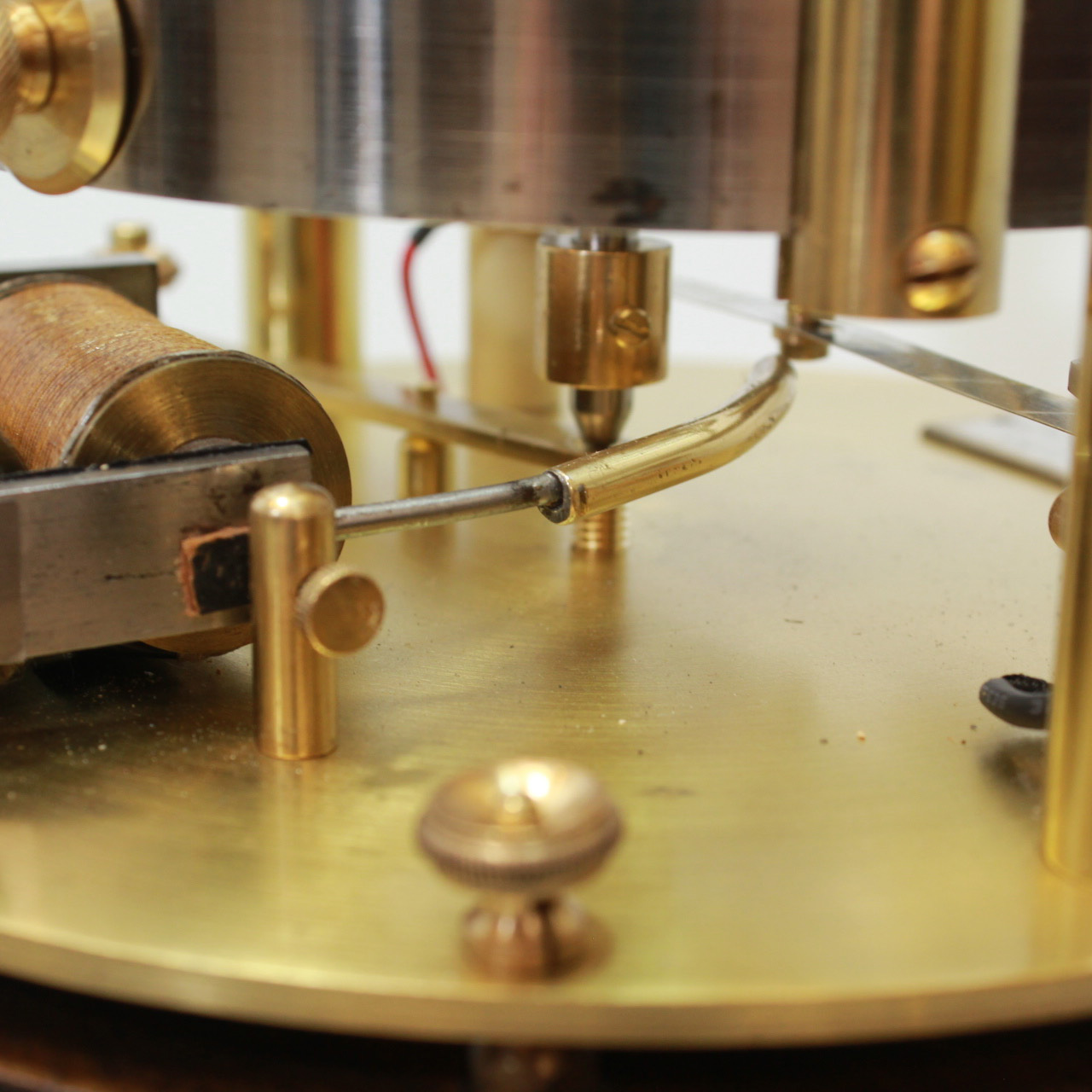 Murday electromagnetic clock - Carlton Clocks