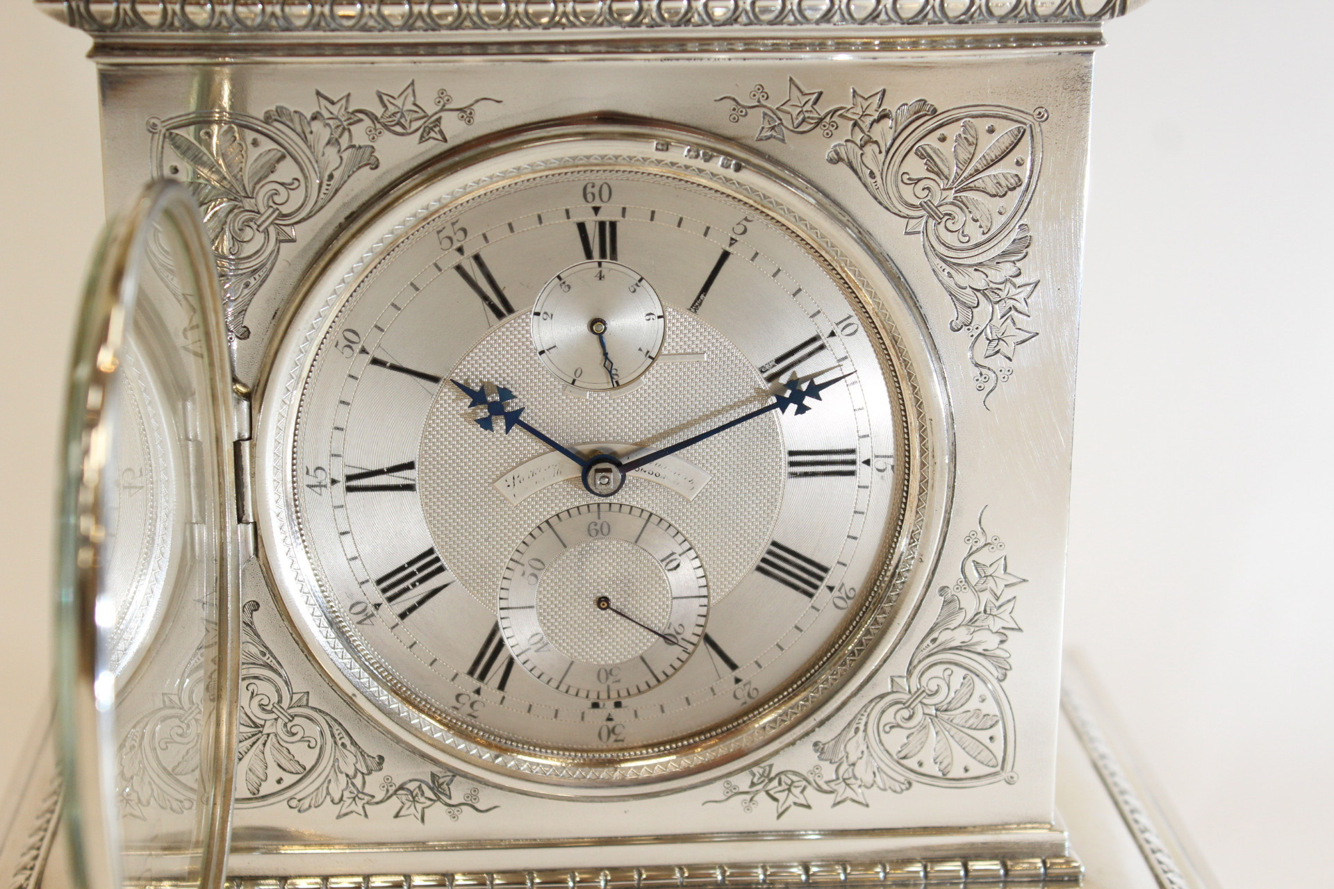 8-day mantel chronometer by Parkinson & Frodsham - Carlton Clocks