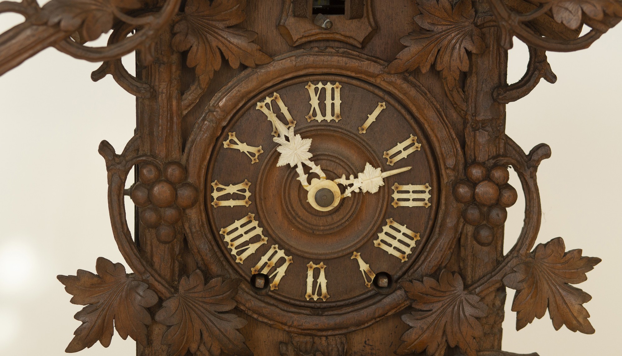 Beha Cuckoo Clock model 589 - Carlton Clocks
